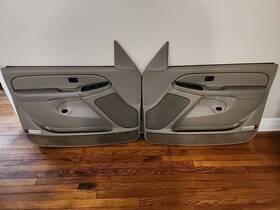 15290171-15290196 GMC Front Door Panels Silverado Tahoe